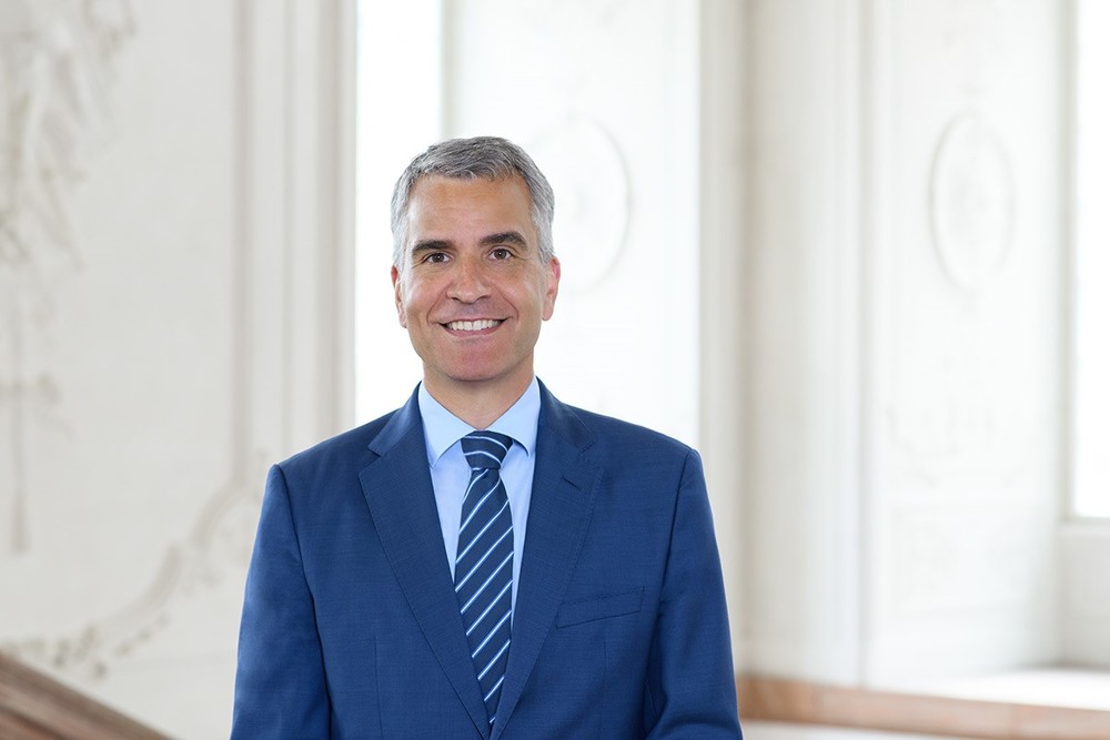 Prof. Dr. Thomas Fetzer zum Prorektor der Universität gewählt ...