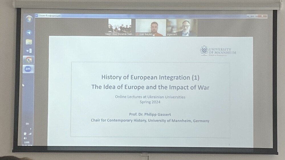 Online Vorlesung von Philipp Gassert und Ivan Balykin für Studierende ...